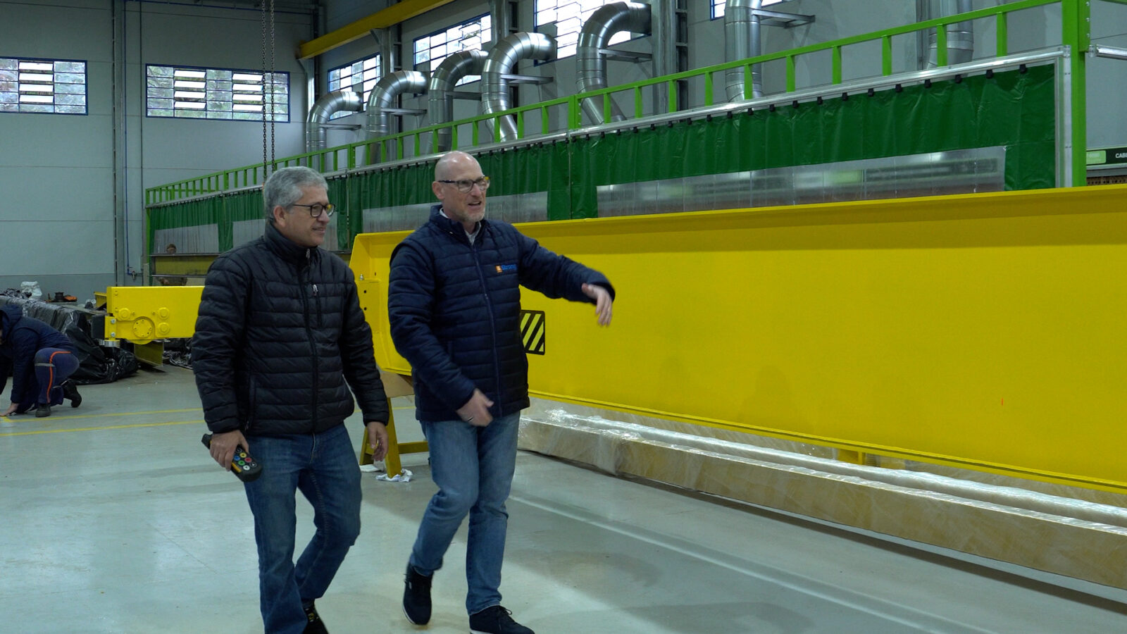 Wireless control for tandem overhead cranes - Tele Radio