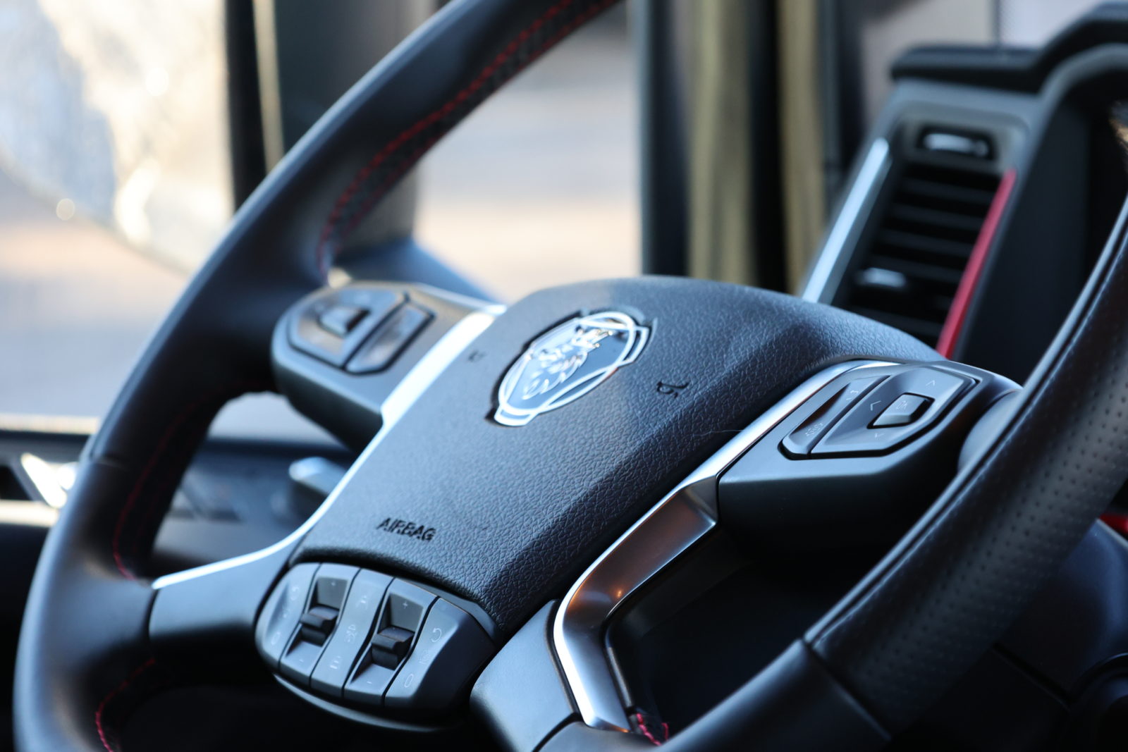 Viktvisning på din lastbil direkt i handen - SCANIA | Tele Radio