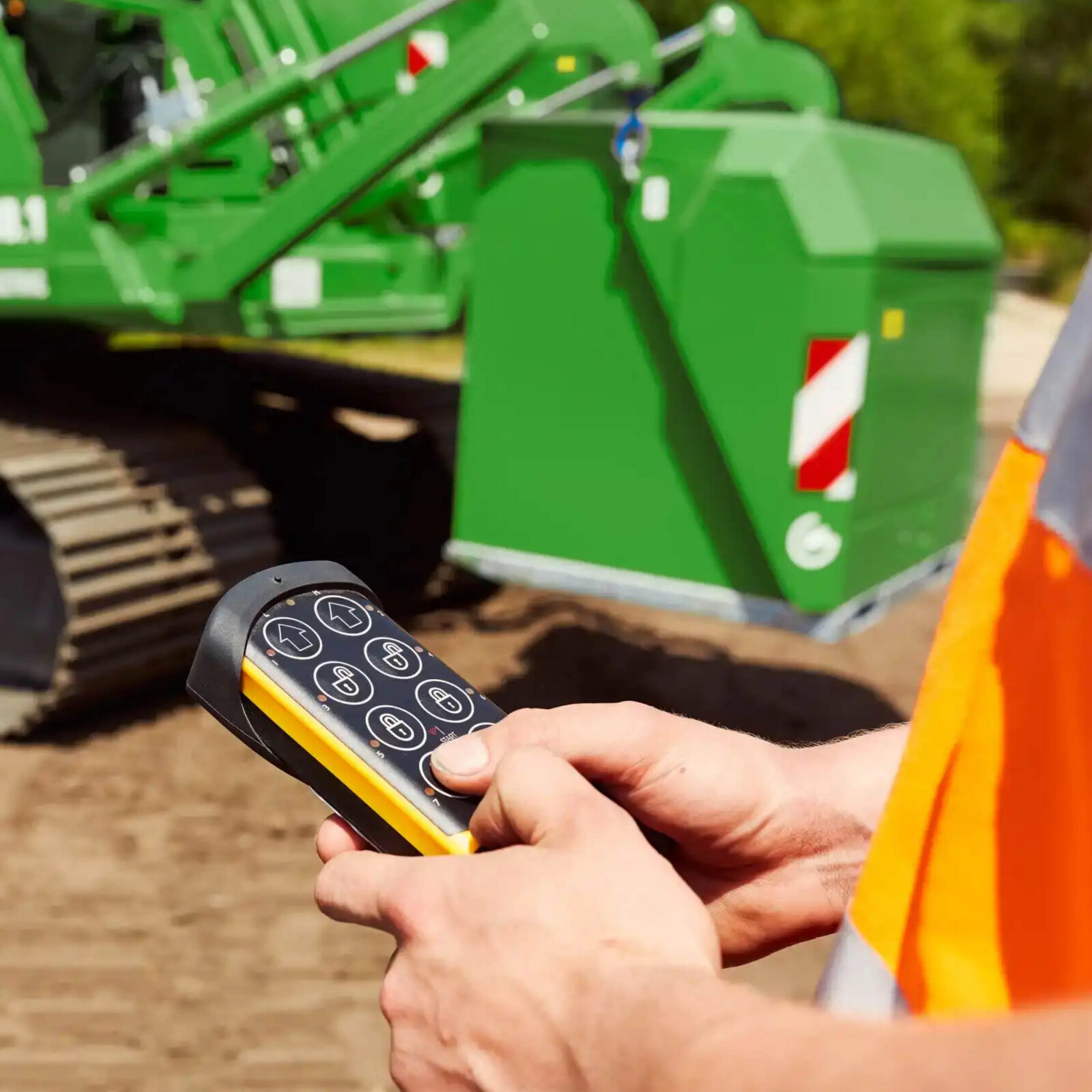 Sustainable innovation: fully electric excavators with remote control ...