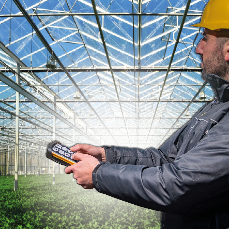 RADIO REMOTE CONTROL INSIDE A GREENHOUSE | Tele Radio